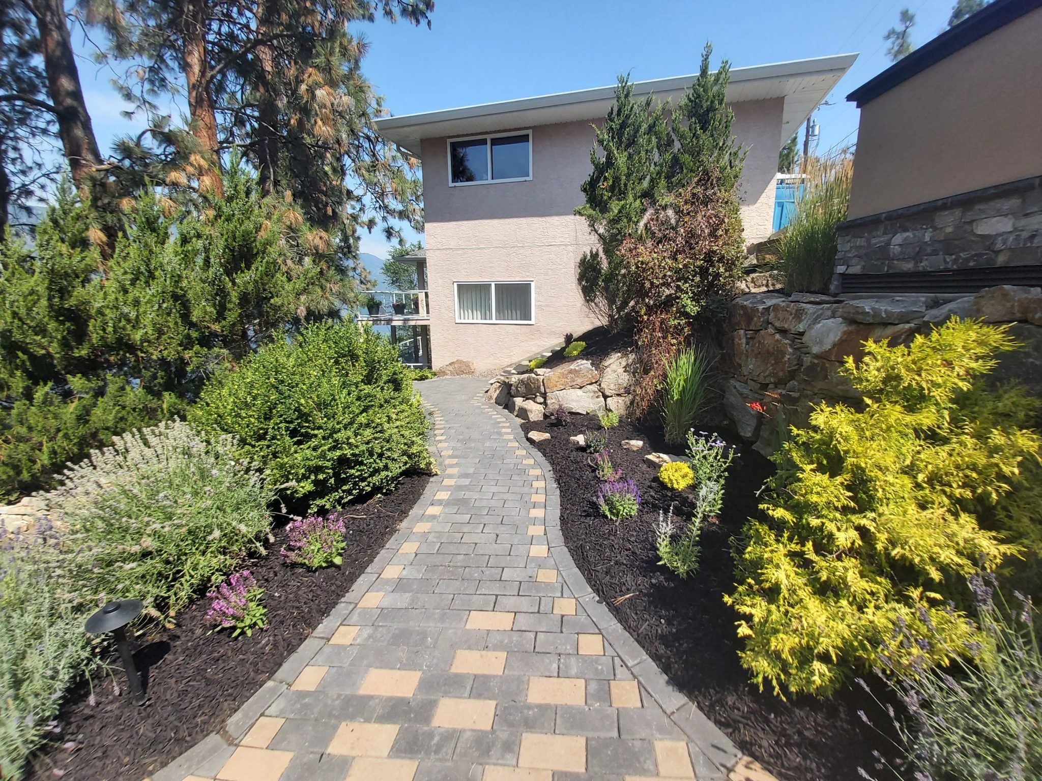 Paving Stones | KHS Landscape Professionals | Kelowna